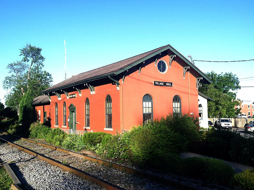Seneca Falls Depot: The GreatRails North American Railroad Photo Archive