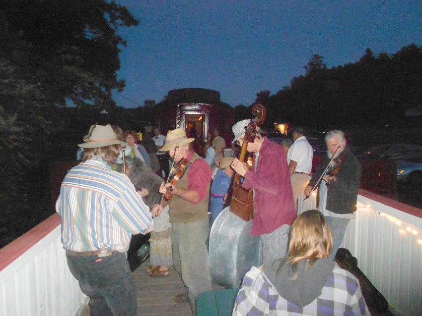 CMRR Twilight Limited: The GreatRails North American Railroad Photo Archive