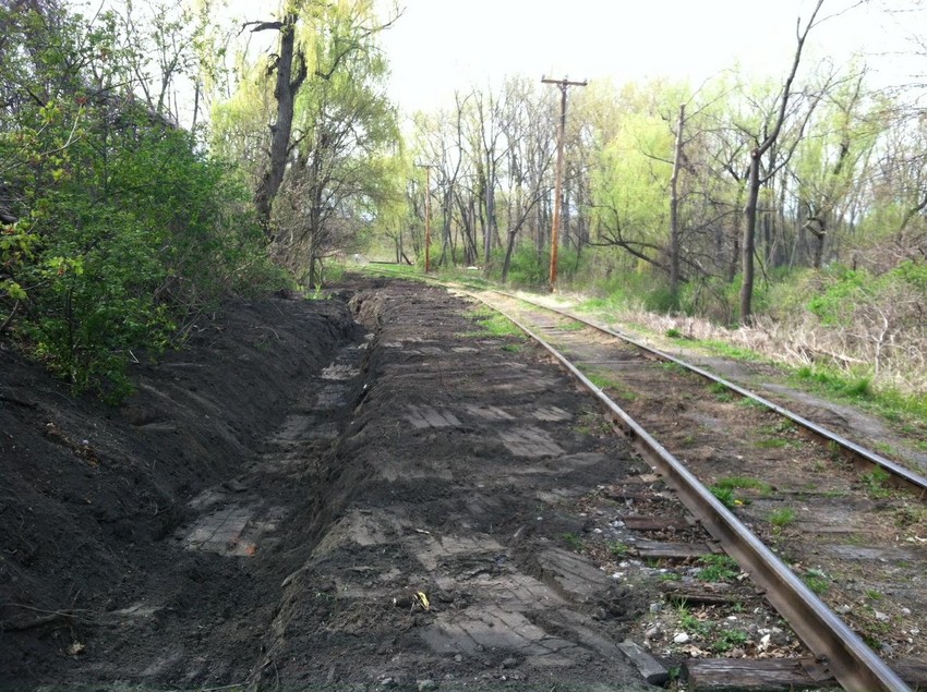 Ditching Work In Kingston: The GreatRails North American Railroad Photo ...