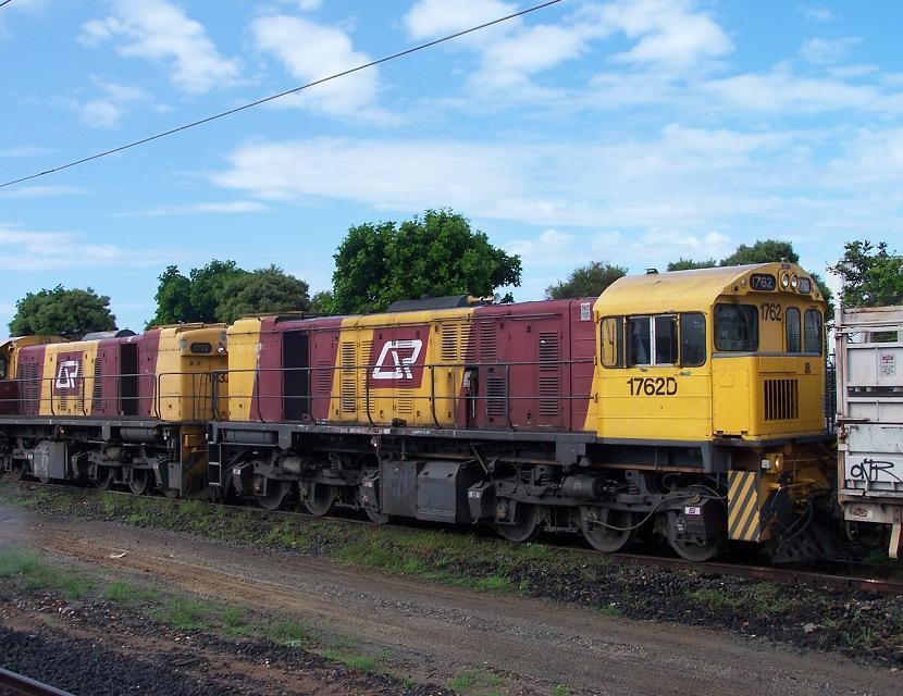 Aurizon 1762 SeenHere As Trailing Behind 1737.: The GreatRails North ...