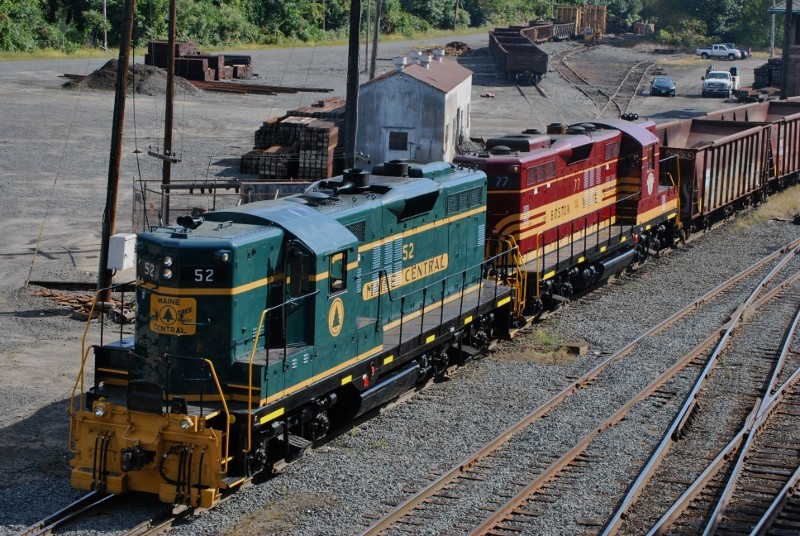 Both of PAN AM's heritage units working at E. Deerfield: The GreatRails ...