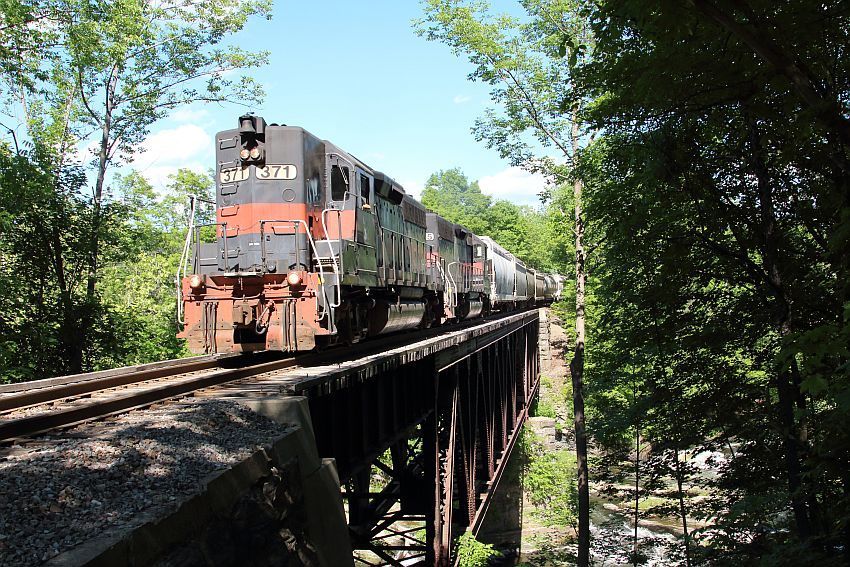 North Hoosick, NY: The GreatRails North American Railroad Photo Archive