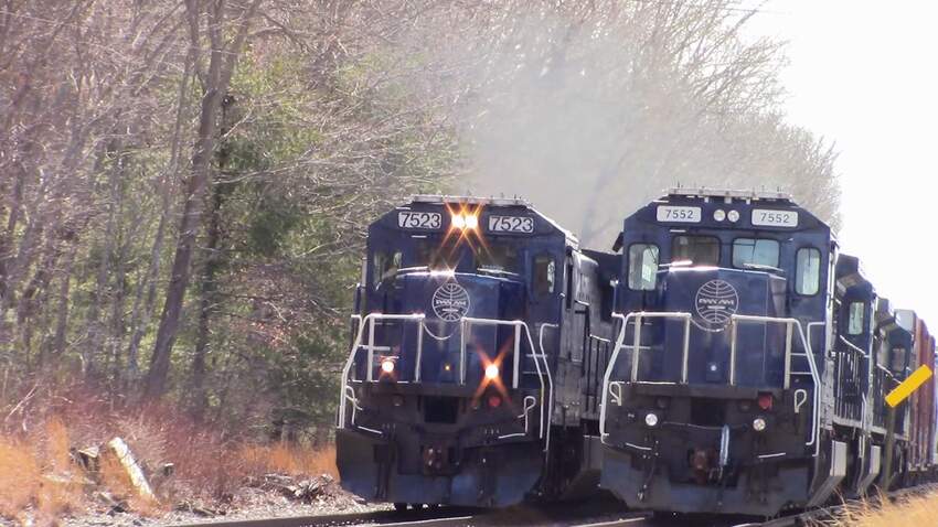 Pan Am blues meet at Plaistow NH: The GreatRails North American ...