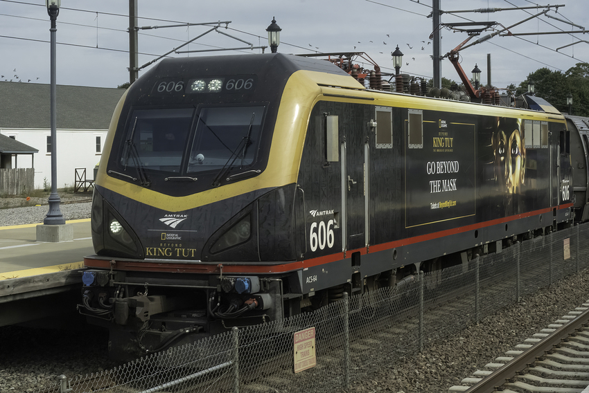 A Closer View of King Tut's ACS-64 AMTK 606: The GreatRails North ...