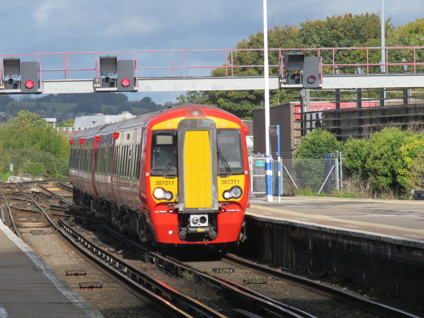Class 387 EMU: The GreatRails North American Railroad Photo Archive