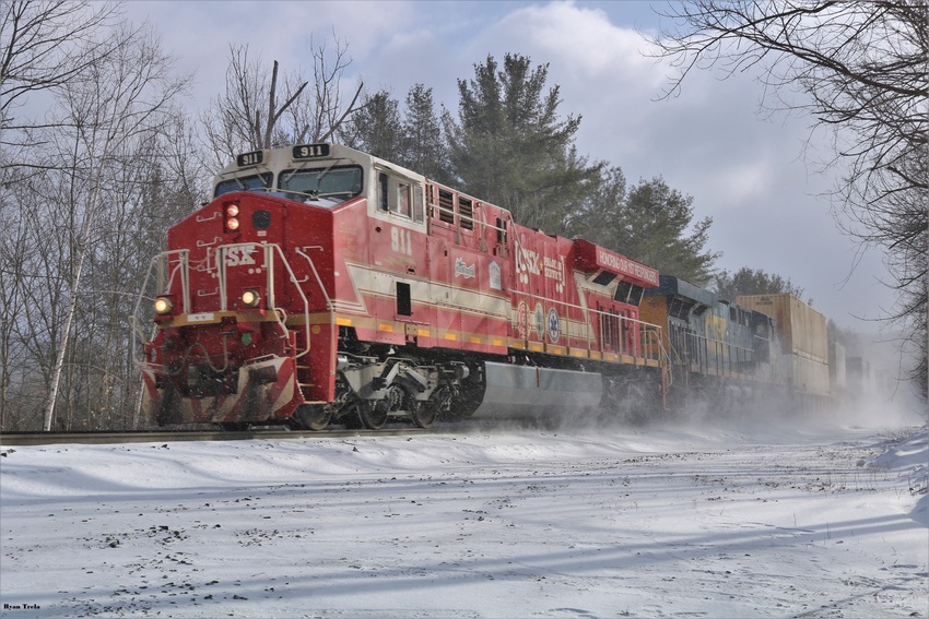 CSX 911: The GreatRails North American Railroad Photo Archive